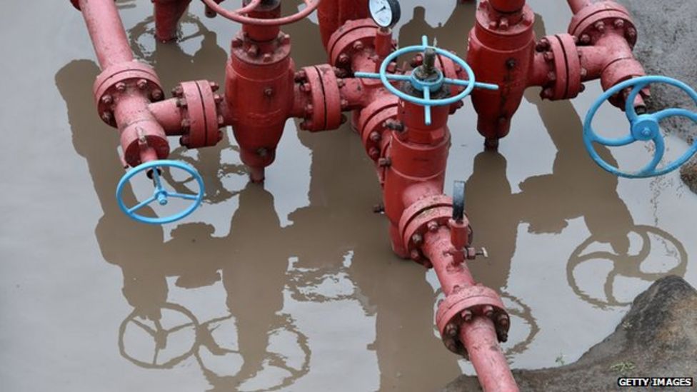Russia drops South Stream gas pipeline plan - BBC News