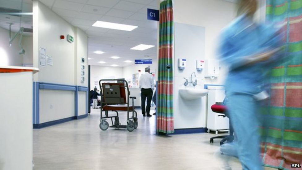 NHS plans rapid expansion of 'doctor's assistant' jobs - BBC News