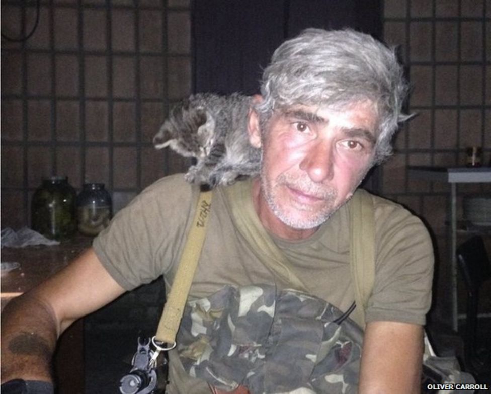 Ukraine war pulls in foreign fighters - BBC News