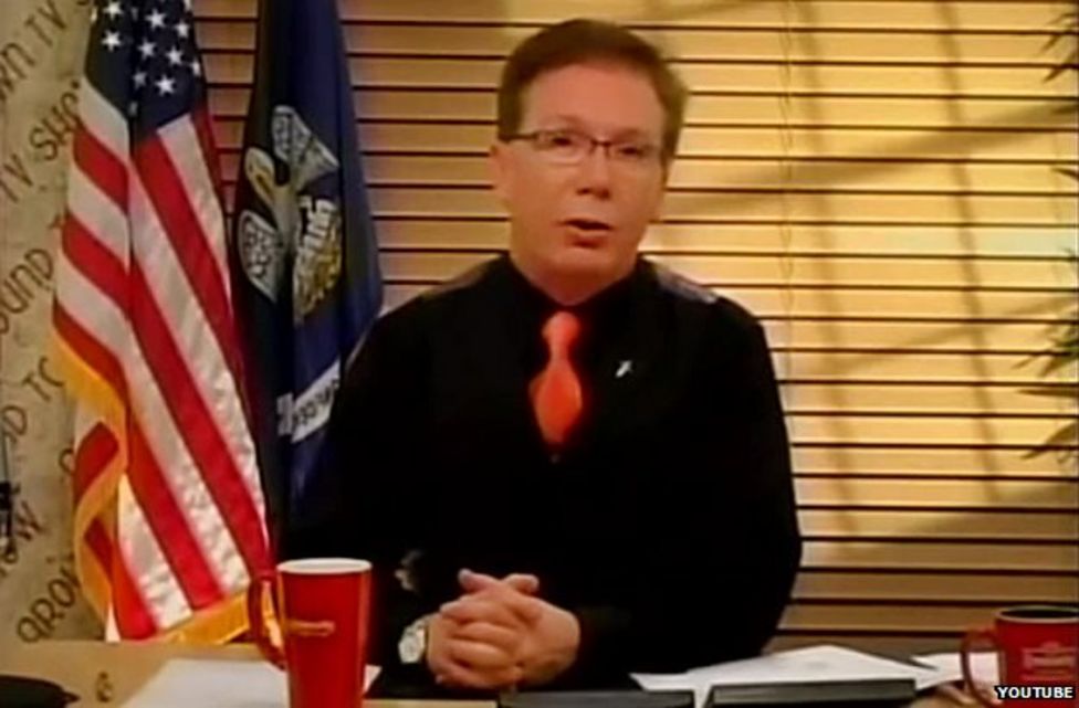 Scott Rogers: Shot TV host faced grand jury appearance - BBC News