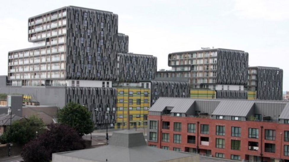 London's Walkie Talkie judged UK's worst building - BBC News