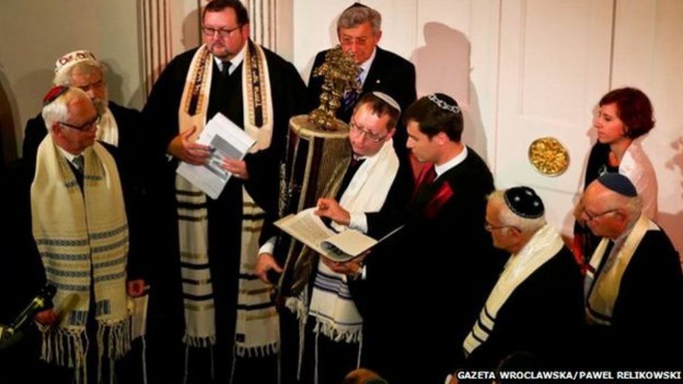 Poland Wroclaw Ordains First Rabbis Since Wwii Bbc News