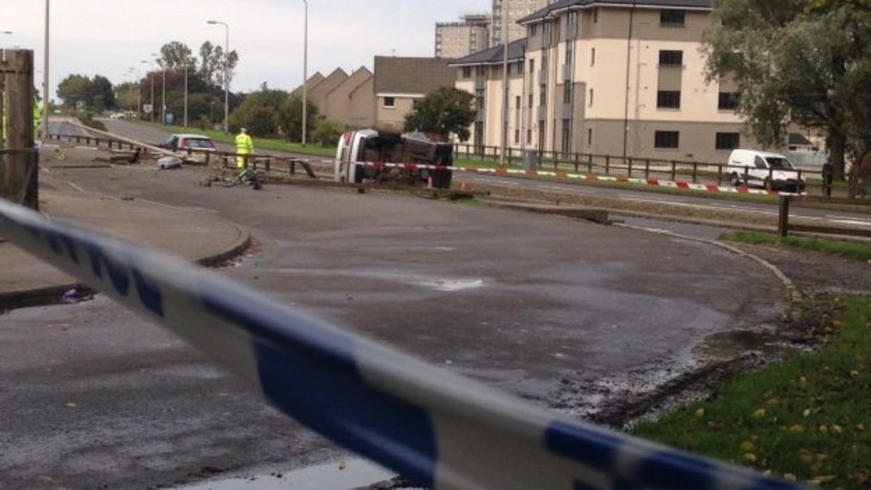 Cyclist dies after crash with car in Aberdeen - BBC News