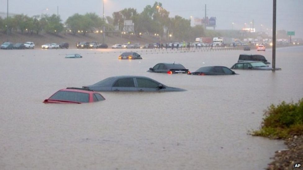 Arizona floods: Jan Brewer declares state of emergency - BBC News