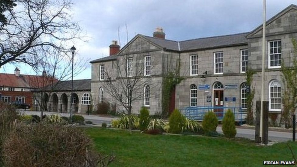 Housing for HM Stanley hospital site is approved - BBC News