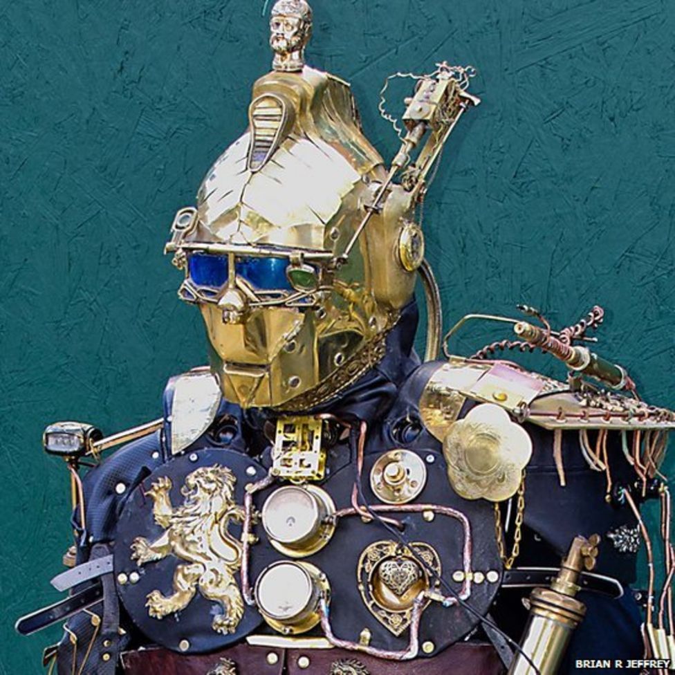 Hundreds attend Europe's largest steampunk festival in Lincoln - BBC News