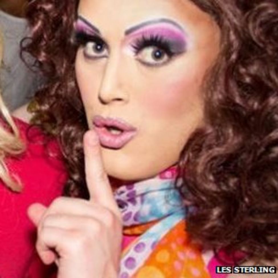 Drag queens in Facebook name row - BBC News