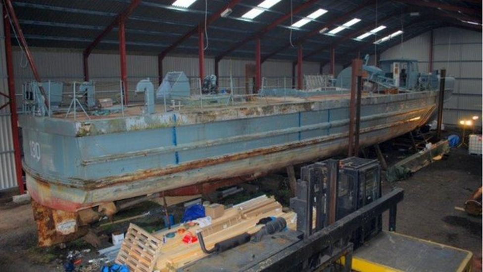 WW2: Survivors' tales of covered up disaster - BBC News