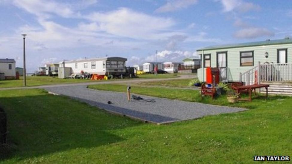 Four hurt after Ocean Edge caravan park assault in Heysham - BBC News