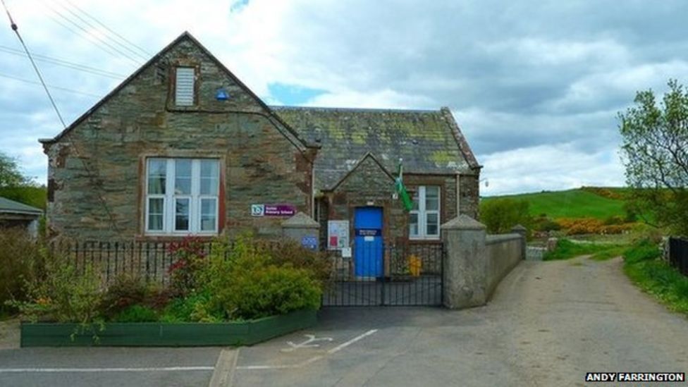 Sorbie Primary closure plan approved - BBC News