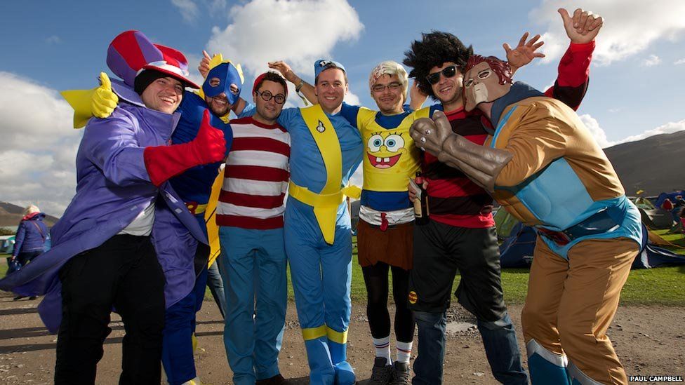 Ullapool hullabaloo: Images from Loopallu festival - BBC News