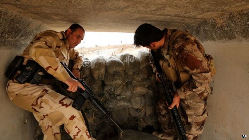 RAF Iraq missions: 'No panic' to start bombing - BBC News