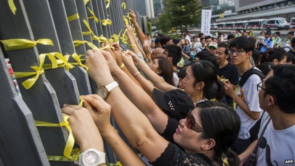 Hong Kong protests: The symbols and songs explained - BBC News
