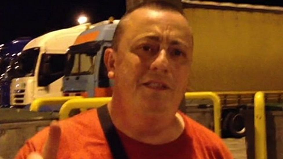 Alan Henning: Locals react to 'Islamic State killing' - BBC News