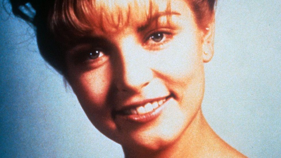 Twin Peaks actor Warren Frost dies at 91 - BBC News