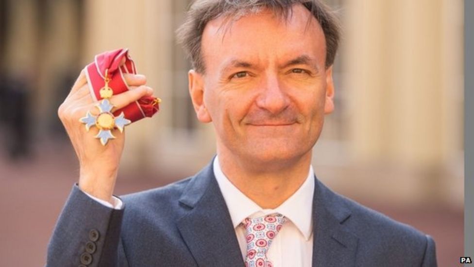 Churchill grandson Nicholas Soames MP is knighted - BBC News