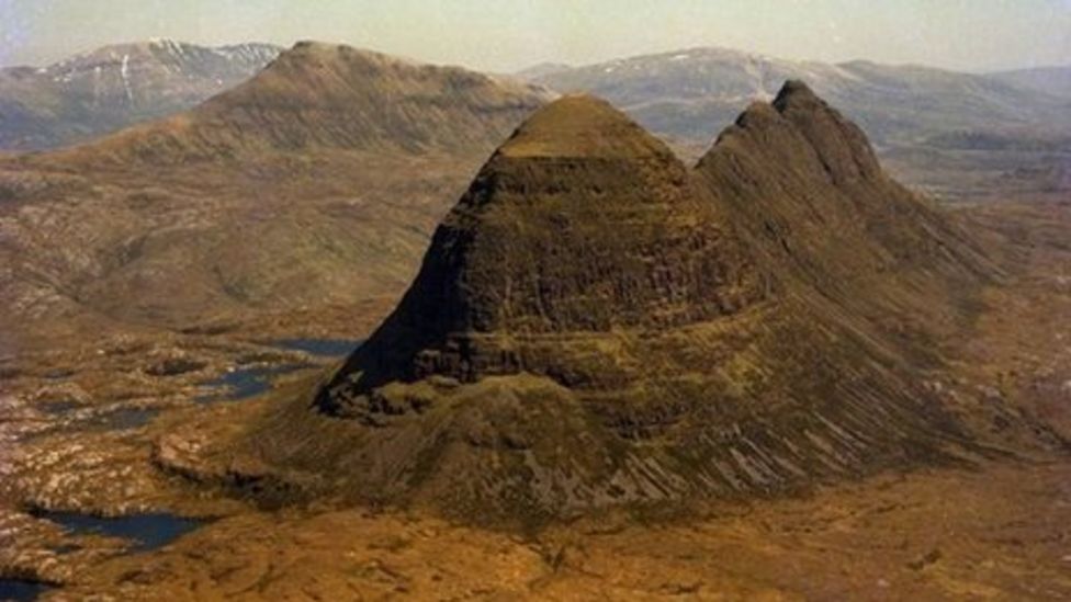 America’s 'ringing' rock arches recorded - BBC News