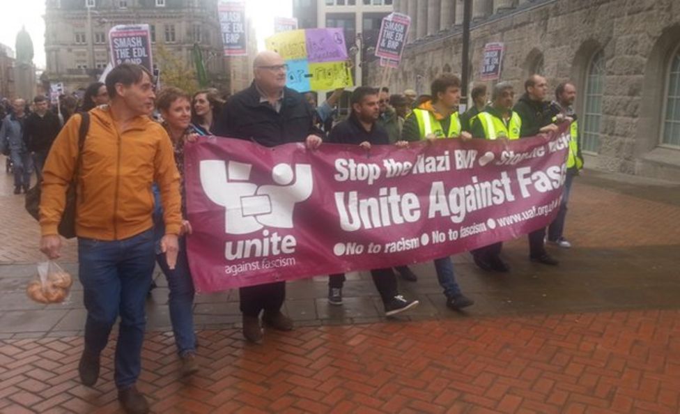 Hundreds at two rival protests in Birmingham - BBC News