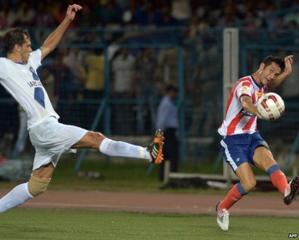 A spectacular start to Indian Super League football - BBC News