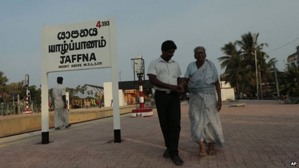 Sri Lanka's Colombo-Jaffna railway reopens - BBC News