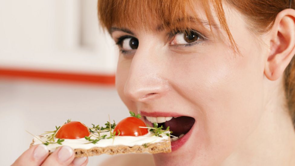 Low-fat diet 'burns more fat', study finds - BBC News