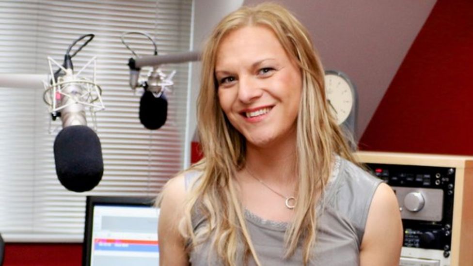 DJ Stephanie Hirst returns to air after gender change - BBC News