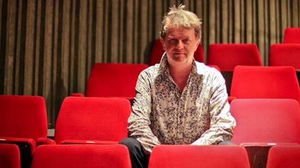 Top 10 tips for being a successful comedian - BBC News