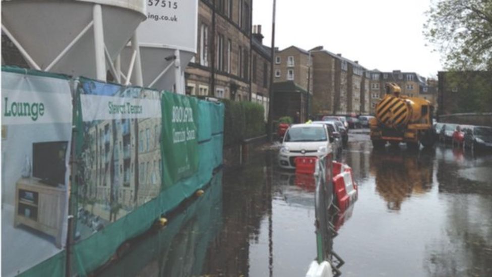 Landslides and disruption as heavy rains hit Scotland - BBC News