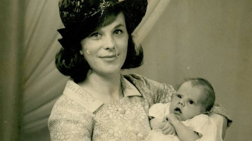 Asbestos legacy: The families fighting for compensation - BBC News