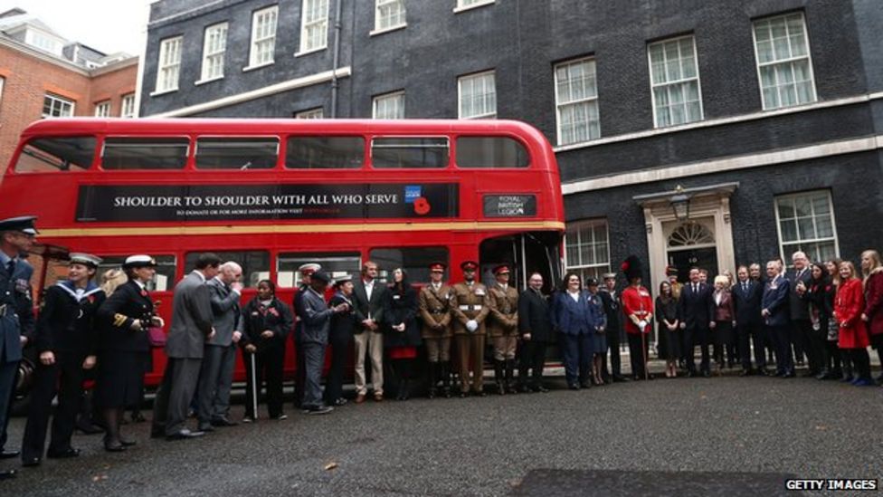 Prince Harry meets stars to support poppy appeal - BBC News