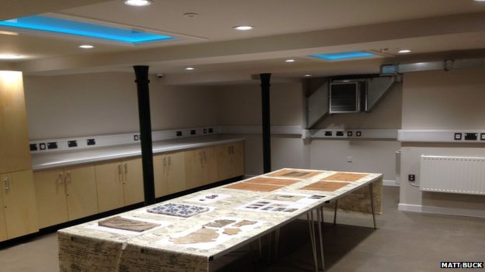 The Malt Cross in Nottingham opens after £1.4m refit - BBC News