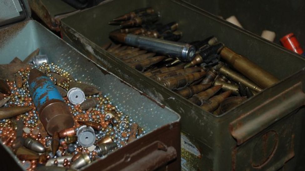 Met launches first London gun amnesty since 2008 - BBC News