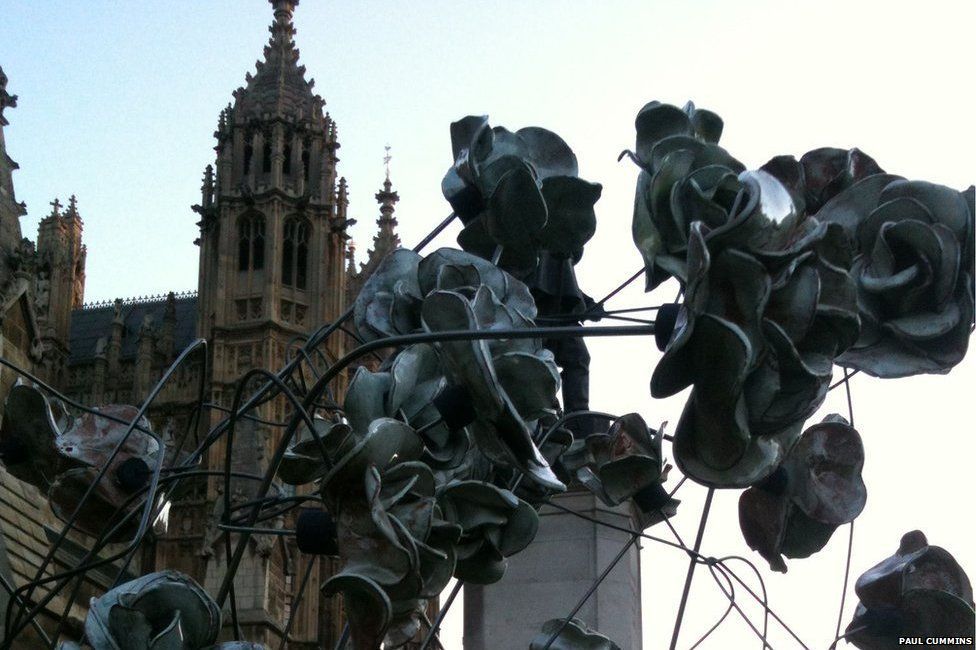 Tower of London poppy artist Paul Cummins' other ceramic artworks - BBC ...