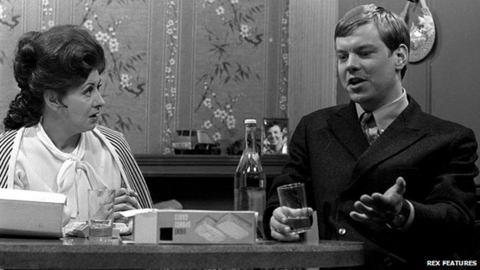 Warren Clarke, star of Dalziel and Pascoe, dies aged 67 - BBC News