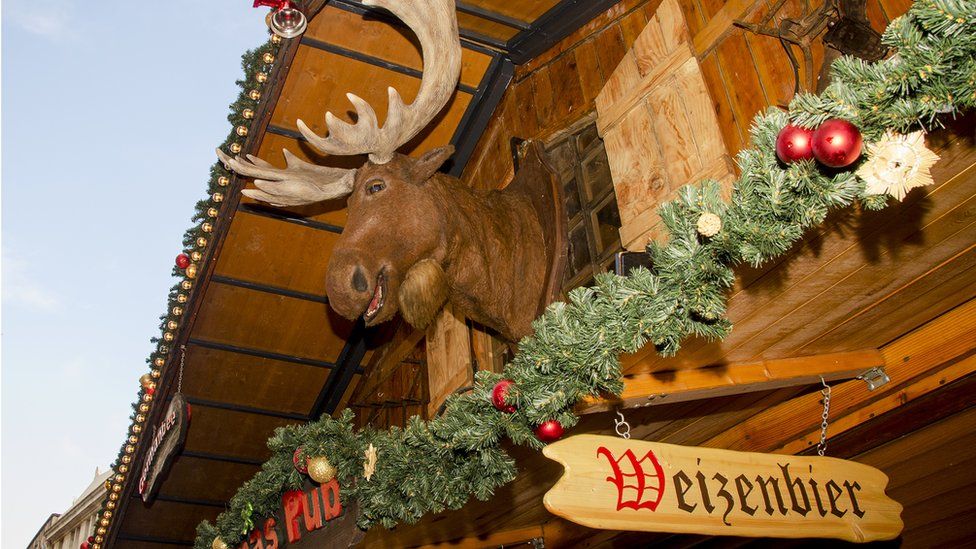 In Pictures: How does Birmingham's Christmas market compare? - BBC News