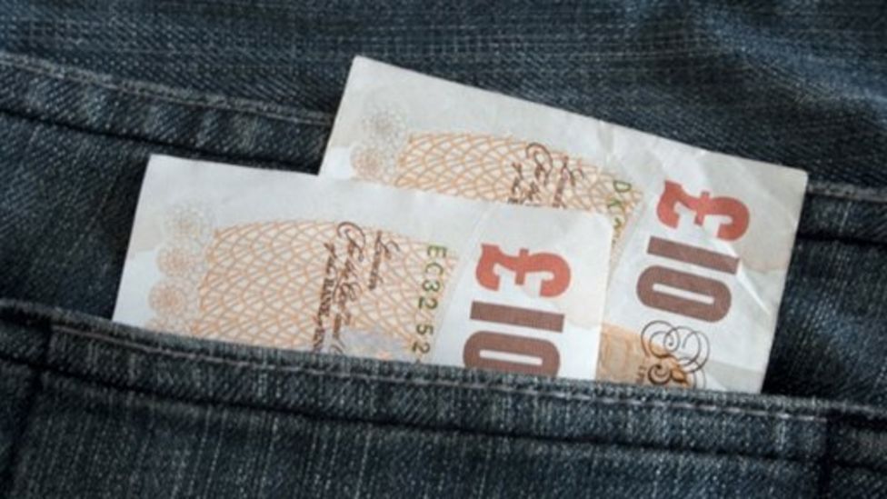 Hackers exploit NFC phone payment technology - BBC News