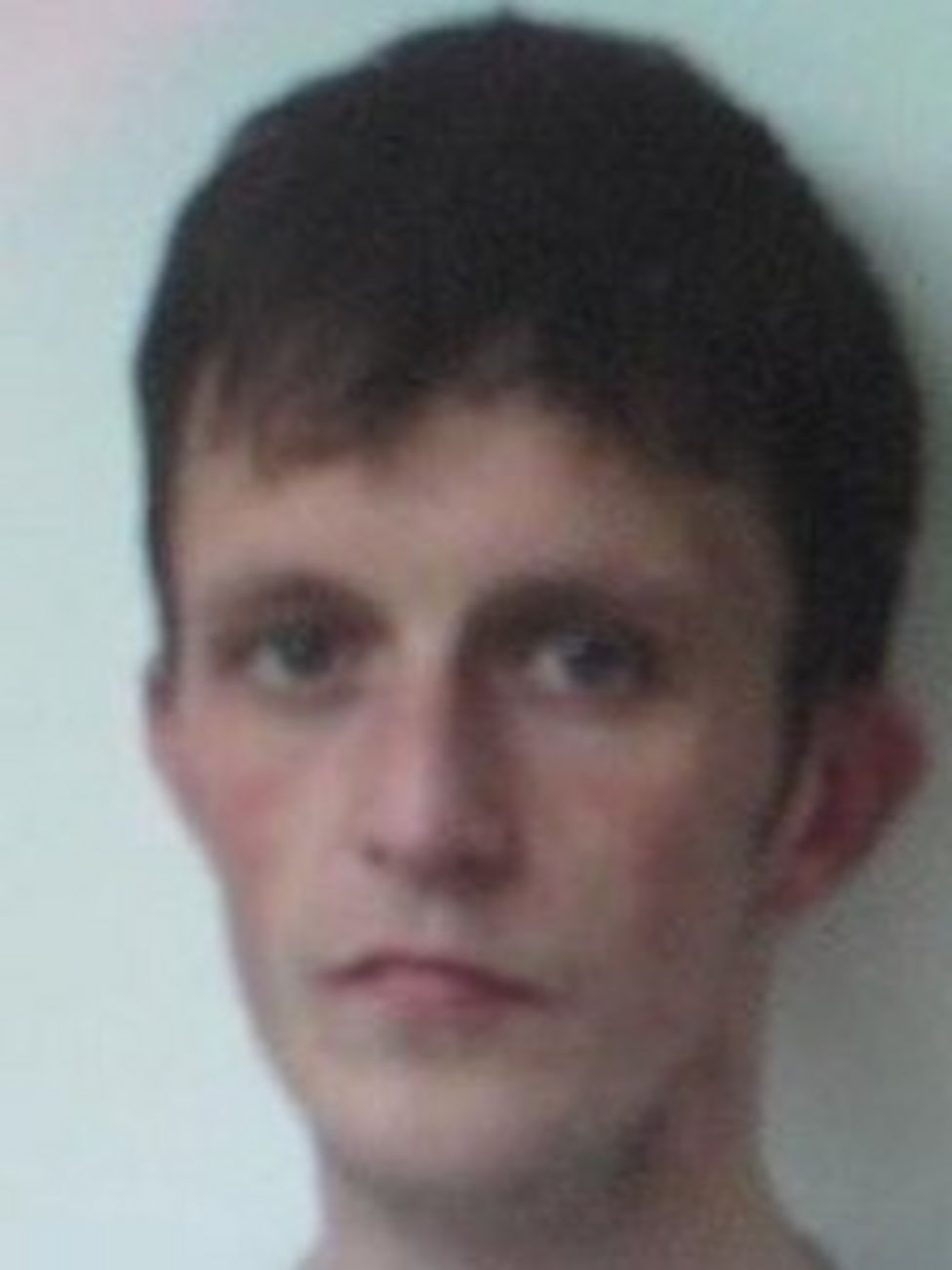 Inmate absconds from open prison HMP Sudbury - BBC News