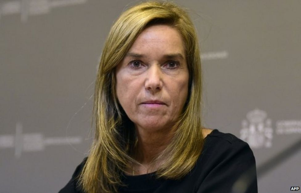 Spanish PM Rajoy: Most politicians not corrupt - BBC News