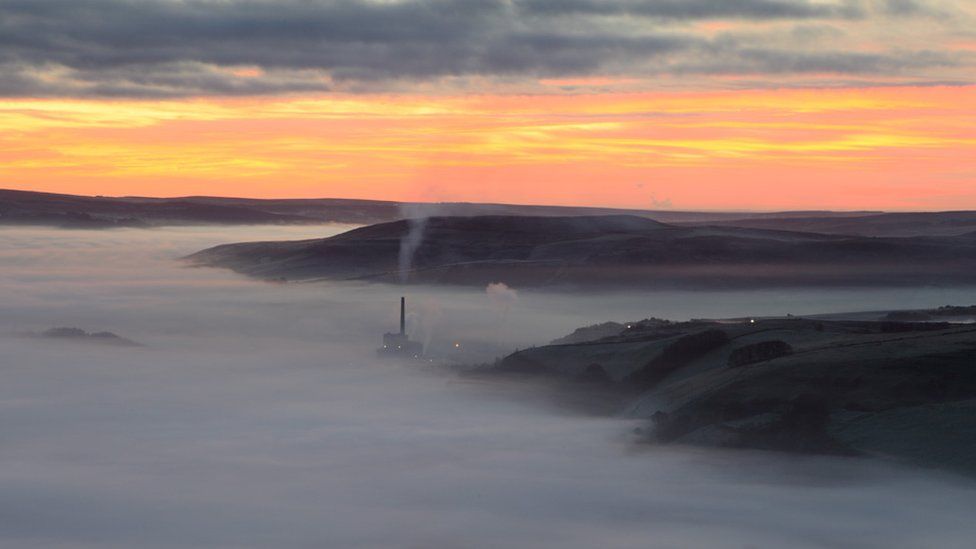 Your fog photos - BBC Weather