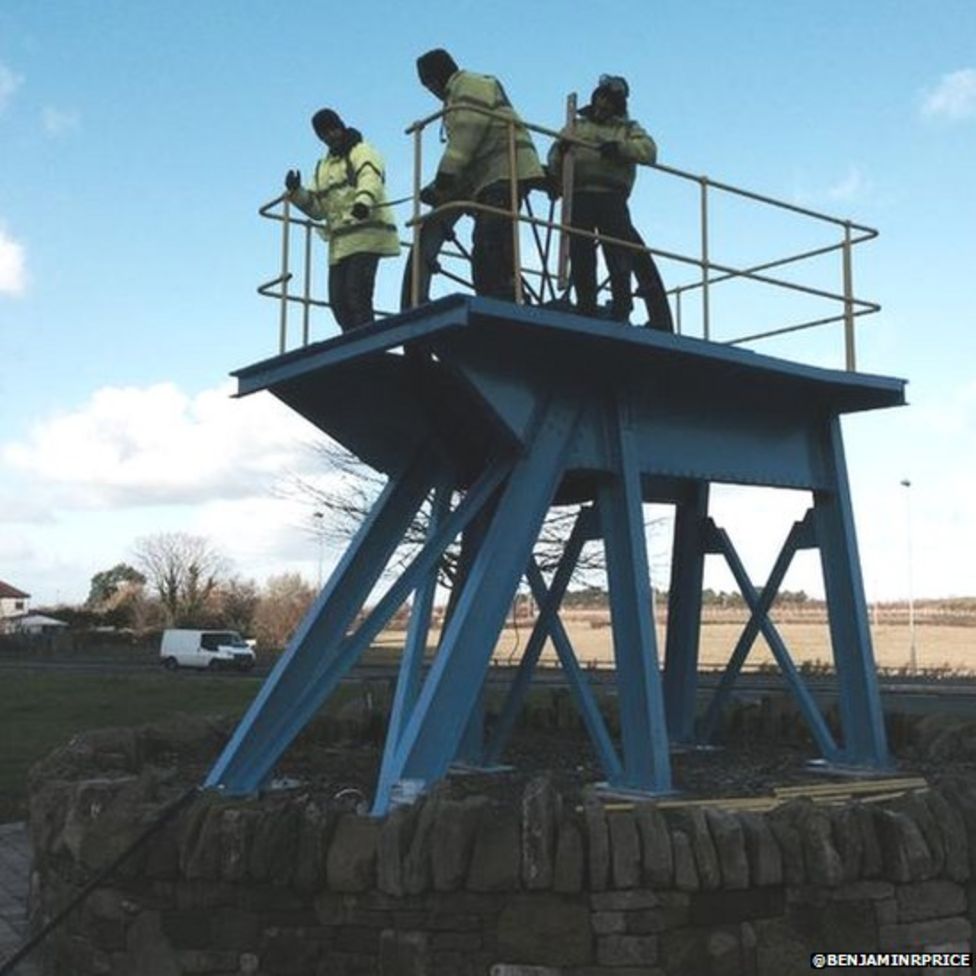 Point of Ayr Colliery headgear returns as memorial - BBC News