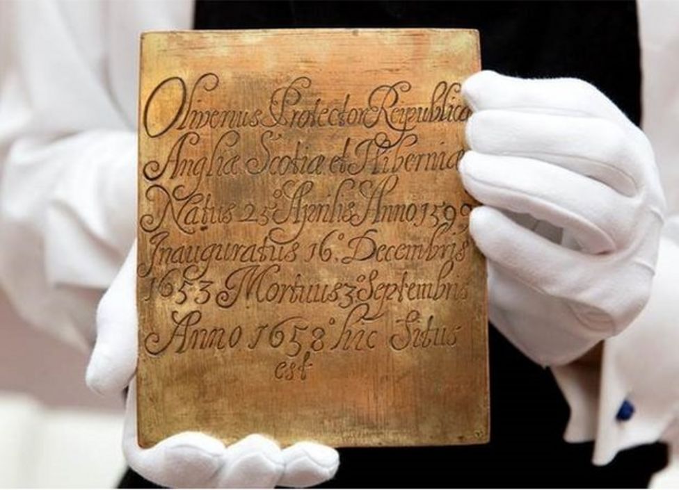 How Oliver Cromwell's coffin plate ended up for auction - BBC News