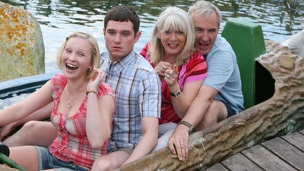 Multi-million pound Barry Island Pleasure Park deal expected - BBC News
