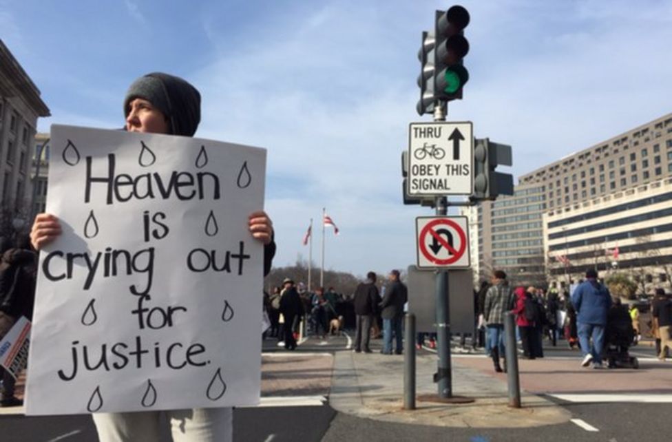 Washington march: Civil rights protest over US police killings - BBC News
