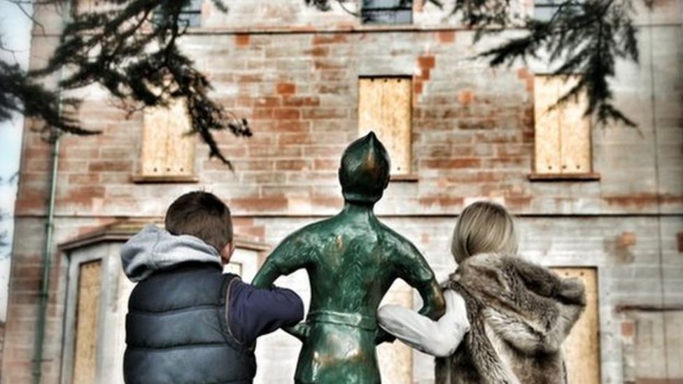 Peter Pan house in Dumfries reaches funding landmark - BBC News