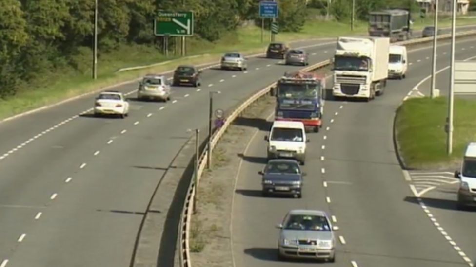 North Wales transport plan highlights road pinch points - BBC News