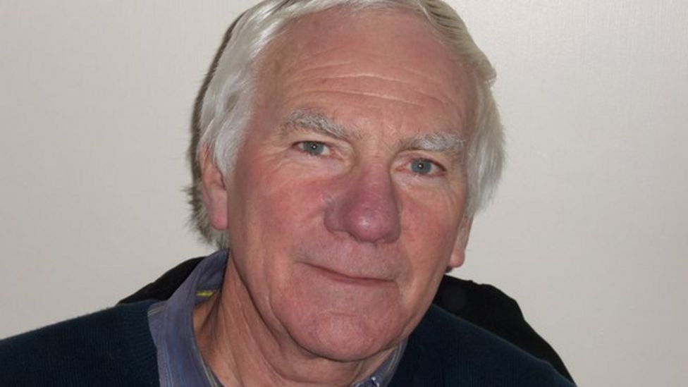 Alfred Rouse 'blazing car murder': Victim could be missing man - BBC News