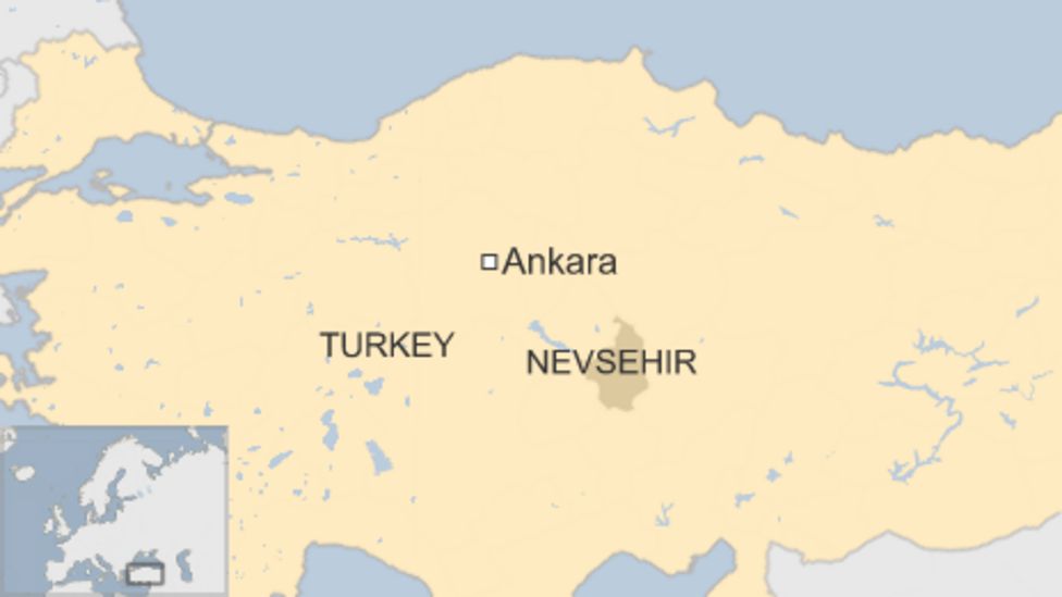 Turkey hot air balloon crash kills Chinese tourist - BBC News