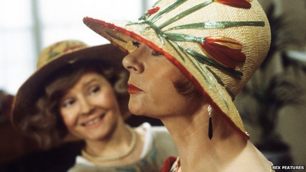 Mapp and Lucia: A tale of two genteel rivals revived for TV - BBC News