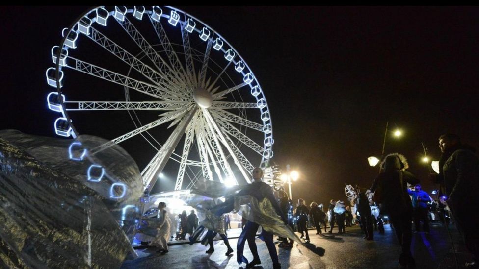 Brighton Winter Solstice: Burning the Clocks - BBC News