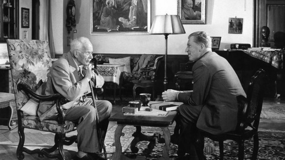 Journalist John Freeman dies at 99 - BBC News